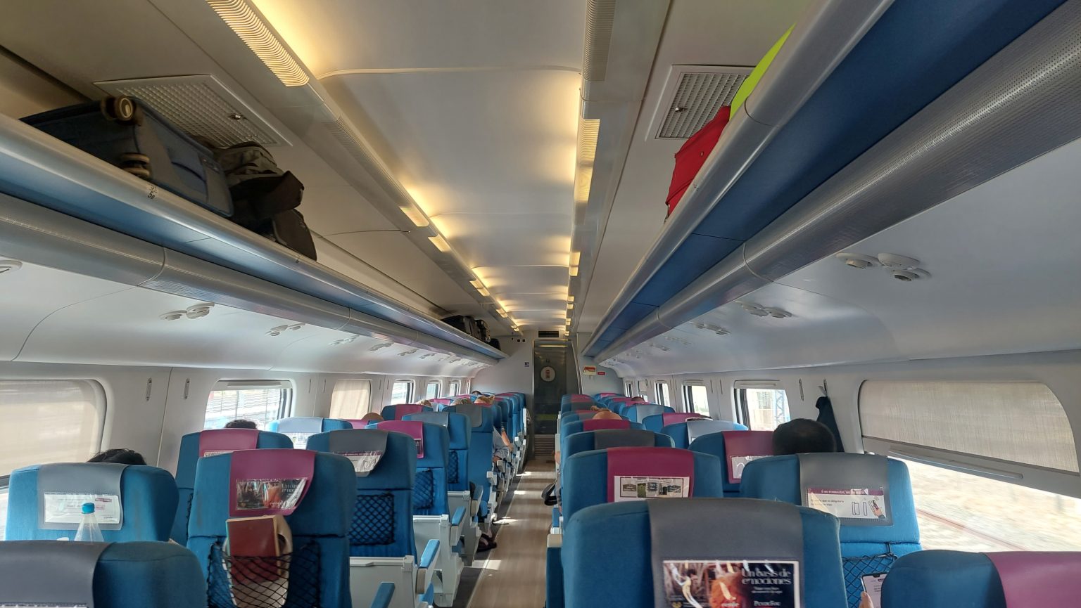 Junalla viikonlopuksi Granadaan - Espanja.Com