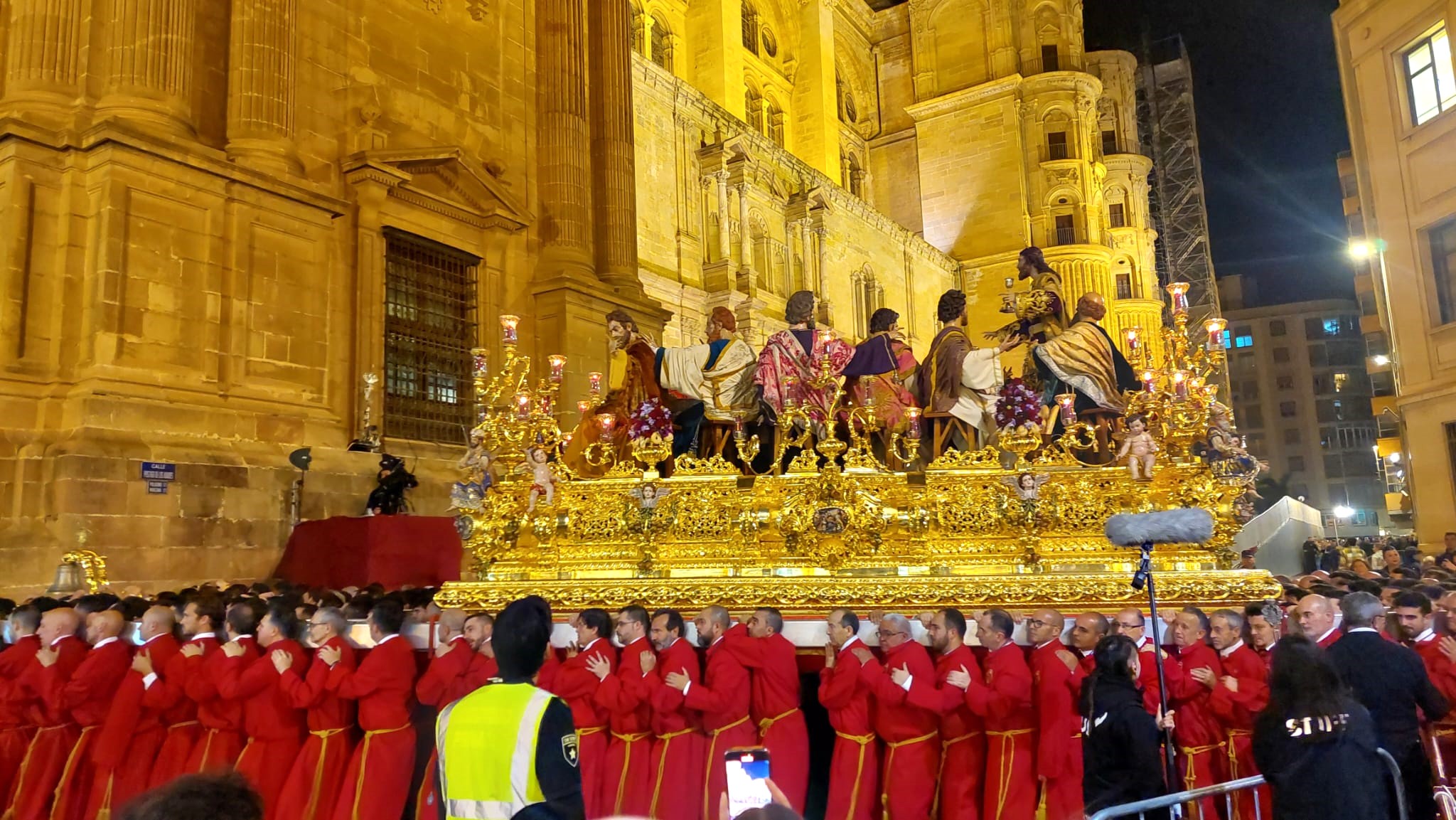 Pääsiäistä eli Semana Santaa juhlitaan Espanjassa näyttävästi - Espanja.Com